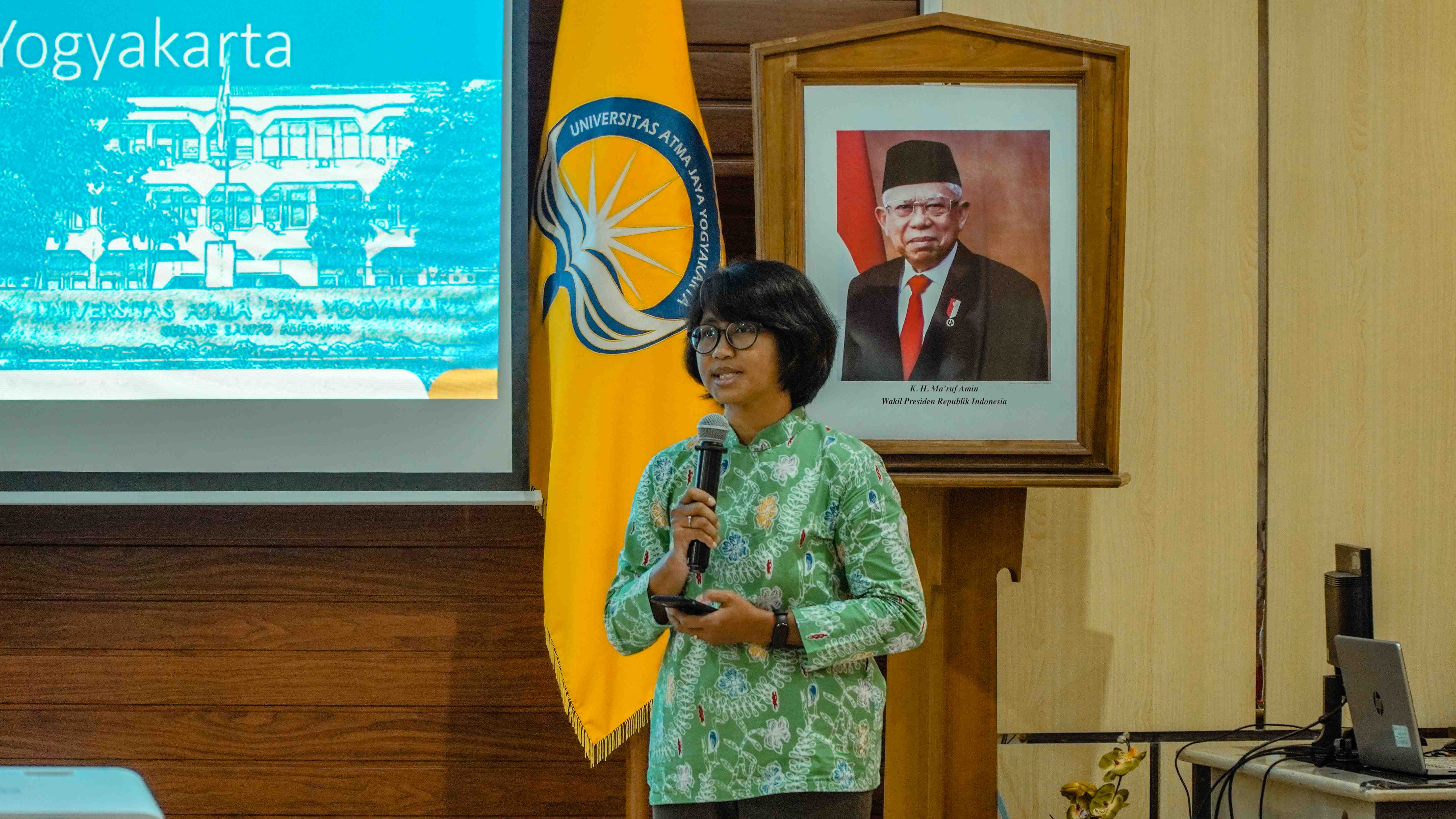 UAJY TINGKATKAN KUALITAS DENGAN LAKSANAKAN RESERTIFIKASI ISO 21001:2018 ...