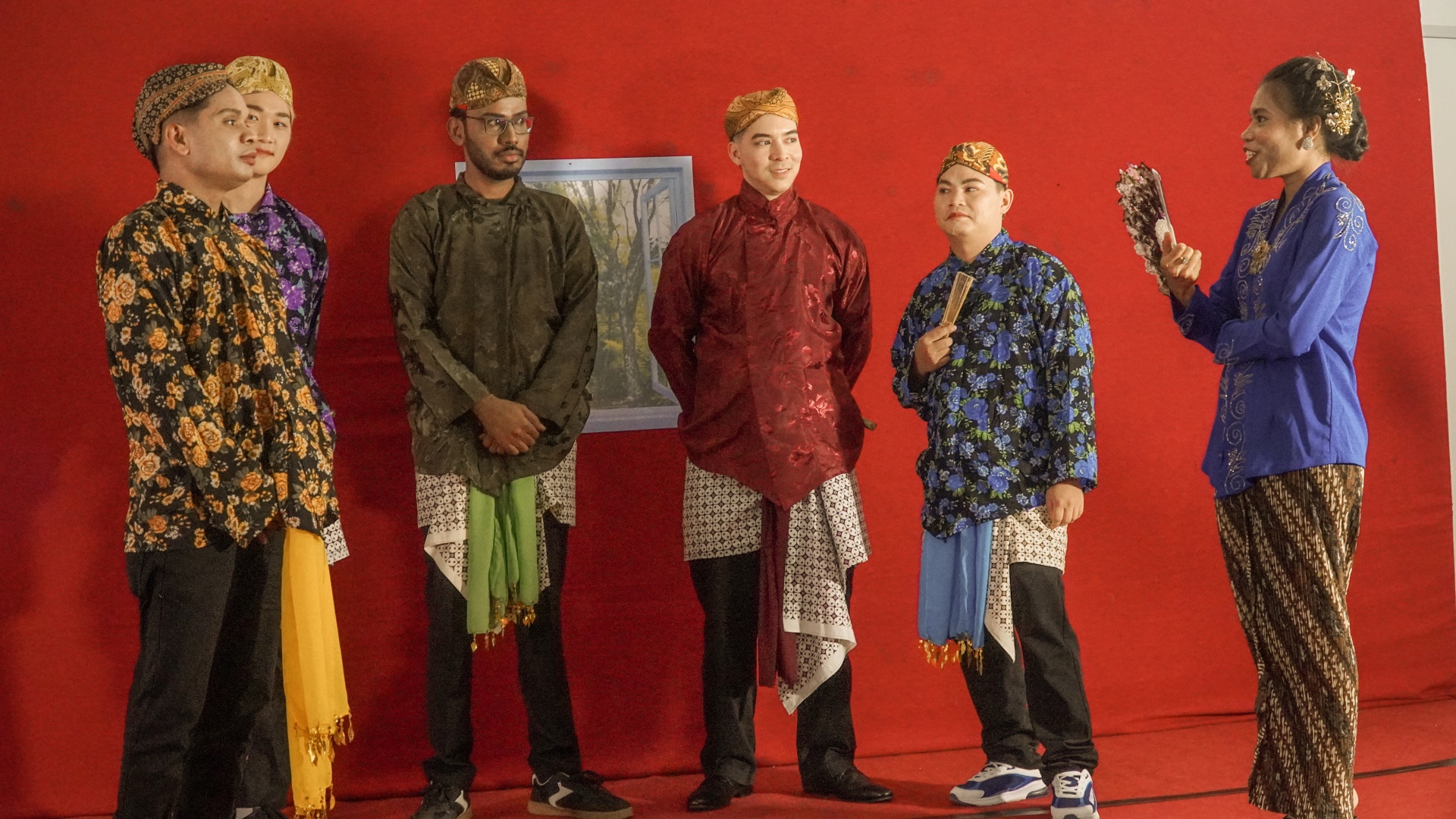 KPBB UAJY GELAR PEMENTASAN DRAMA TRADISIONAL “ANDE-ANDE LUMUT” OLEH ...