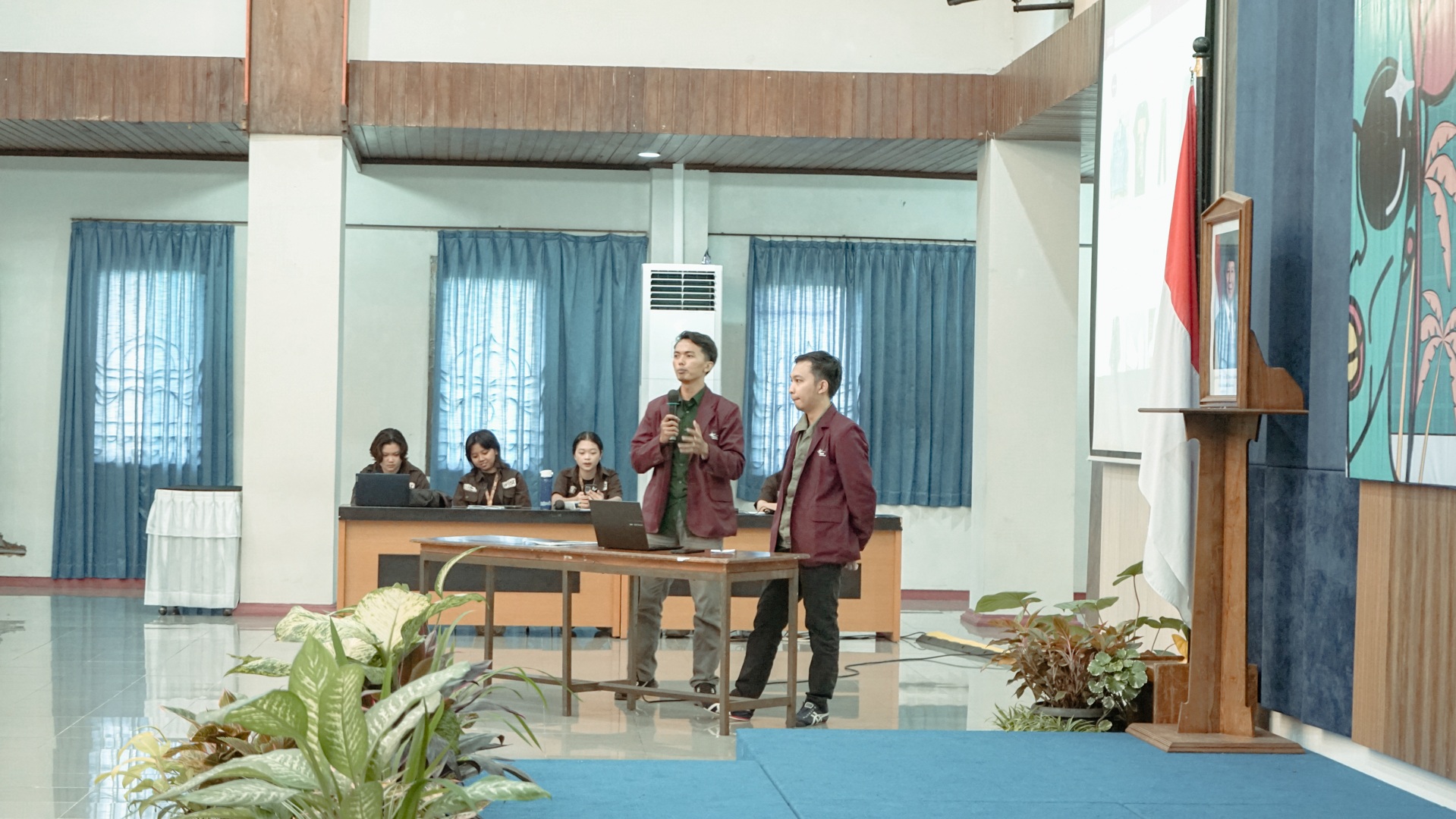 FTI UAJY ADAKAN WEB DEVELOPMENT COMPETITION 2025 - Website LLDIKTI ...