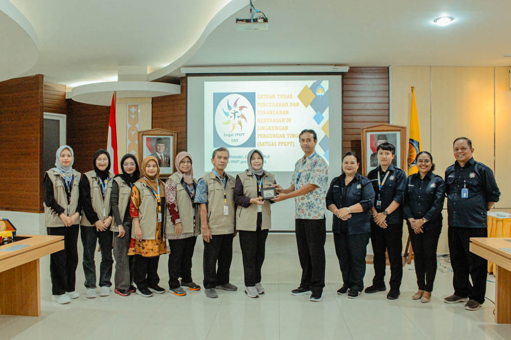 UAJY DAN UNS PERKUAT SINERGI MENUJU KAMPUS BEBAS KEKERASAN - Website ...