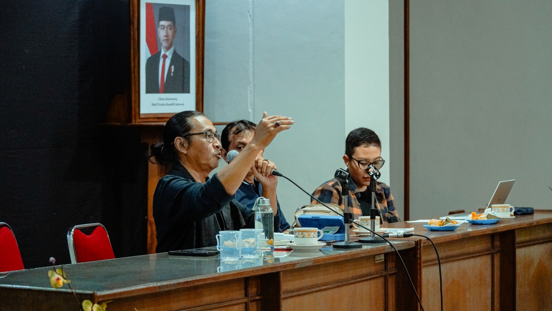 TIM LAUDATO SI’ UAJY DAN KKPKC GELAR SEMINAR PENGELOLAAN SAMPAH ...