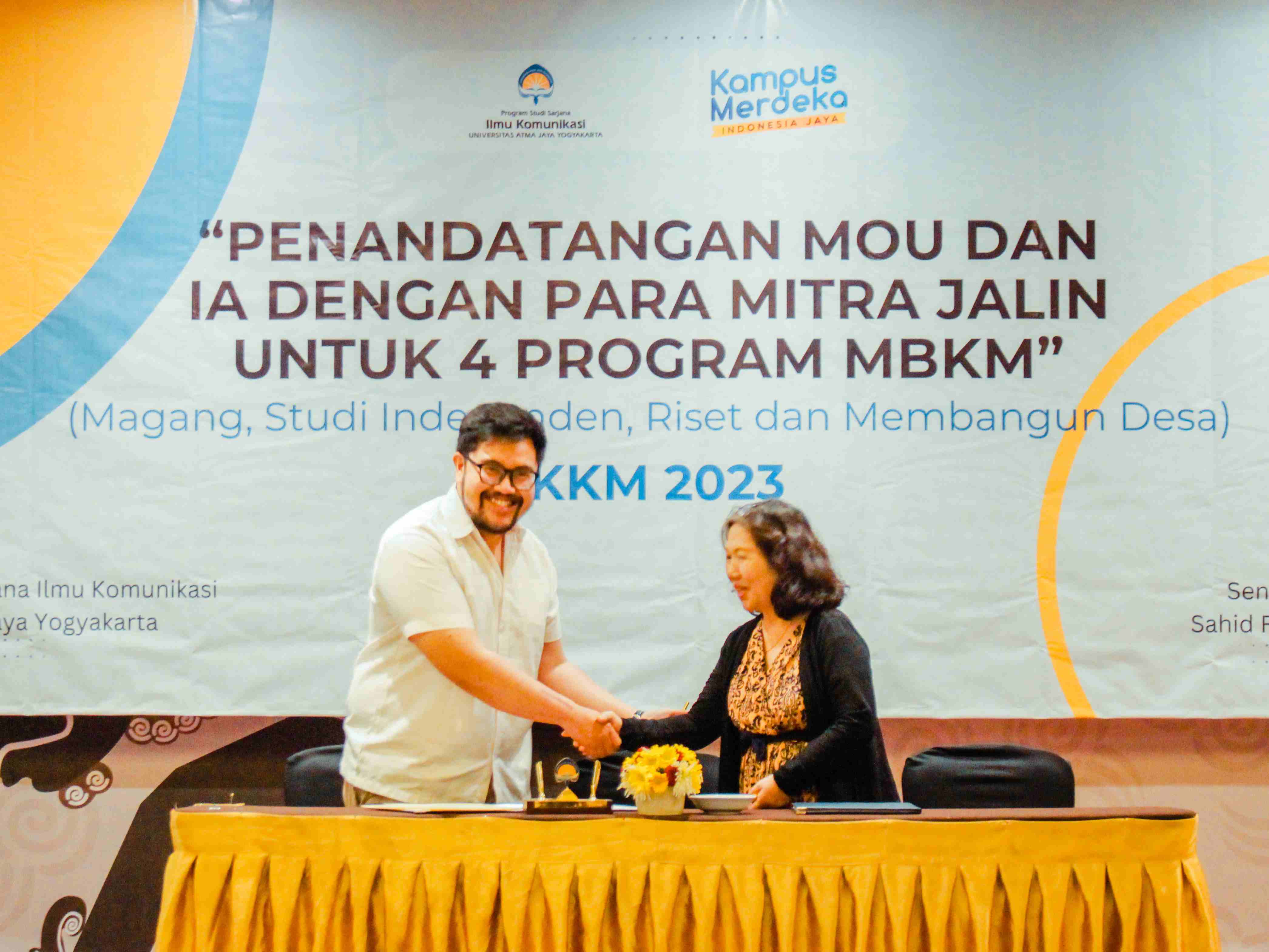 Departemen Ilmu Komunikasi FISIP UAJY Tandatangani MoU bersama Mitra dalam Program PKKM 2023 ...